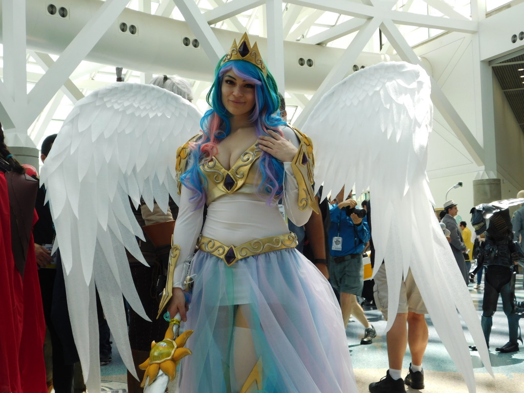 Despliegue de imaginación en WonderCon Los Ángeles - Hispanos Press