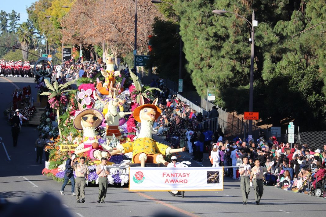 El desfile de la esperanza... en la nueva década - Hispanos Press