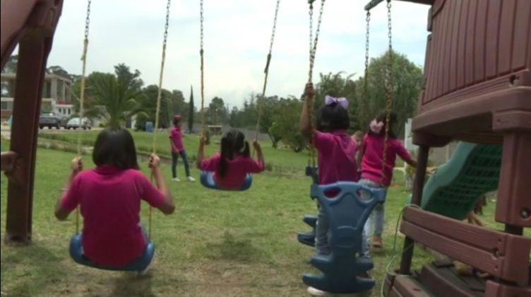 Niños huérfanos mexicanos sufren el azote económico de la pandemia ...